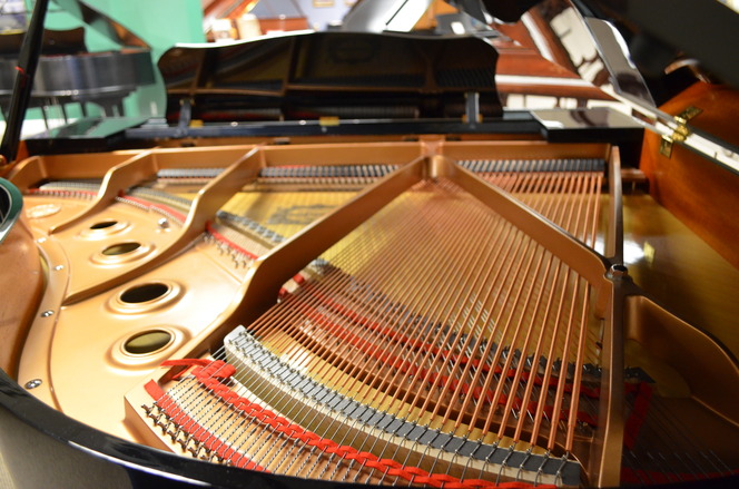 2013 Yamaha DGB1K Disklavier E3 model with record